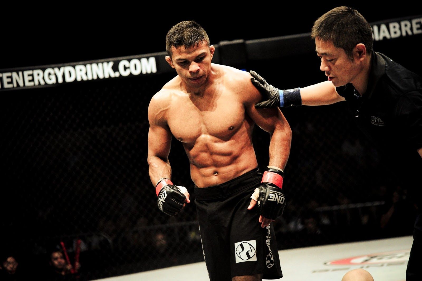 15 Athletes Born Into Extreme Poverty