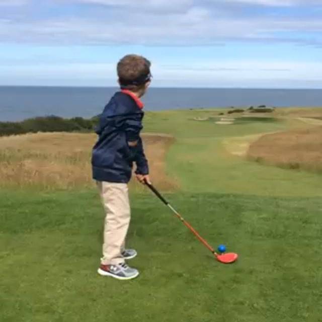 Check Out This Incredible 4-Year-Old, One-Armed Golf Prodigy
