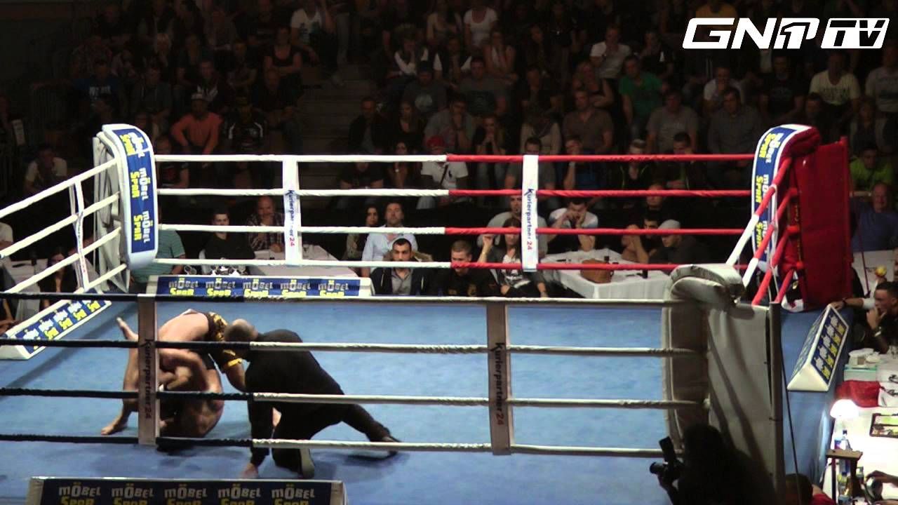 MMA Fighter Uses Ring Rope To Choke Opponent