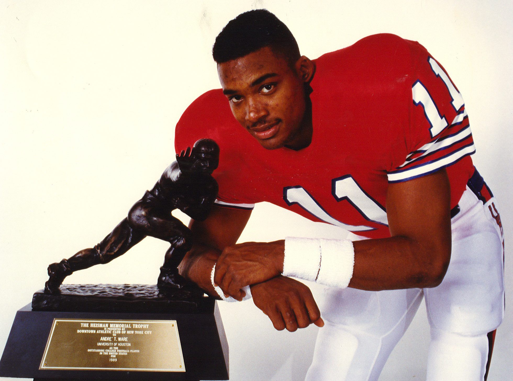 10 Heisman Trophy Winners Who Were Busts In The NFL