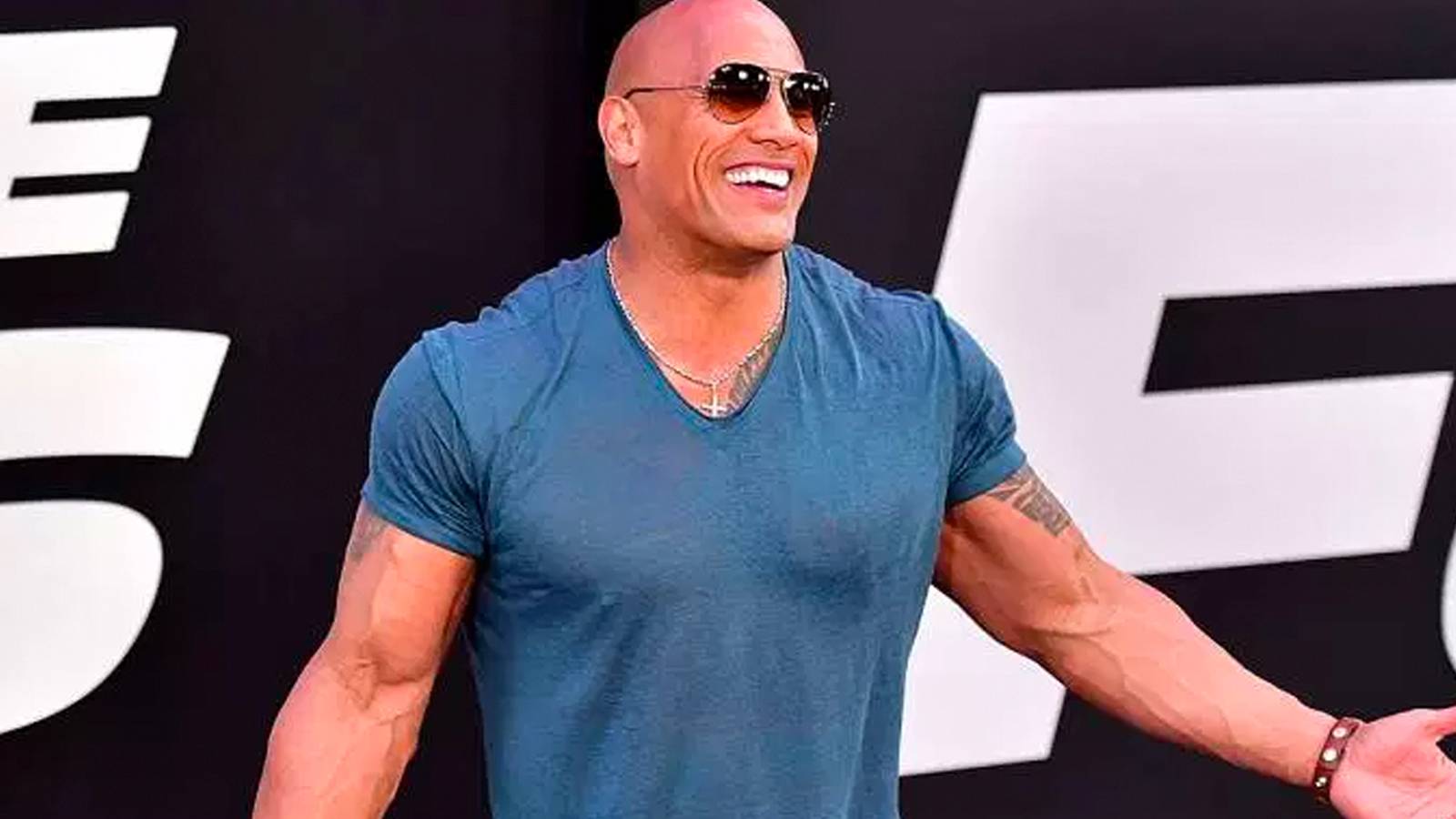 The Rock Absolutely Destroys Twitter Troll