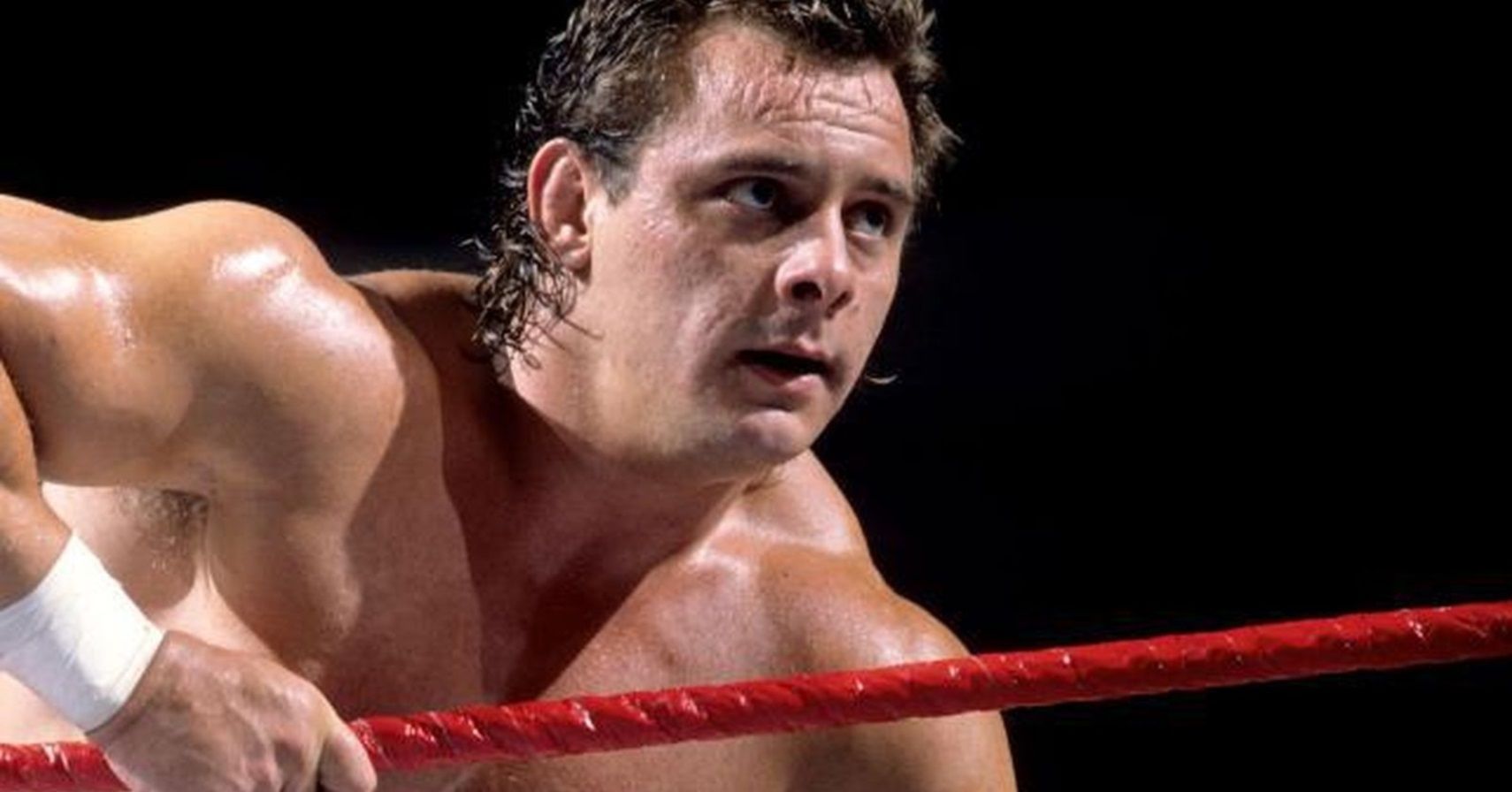 5 WWE Superstars With Violent Pasts