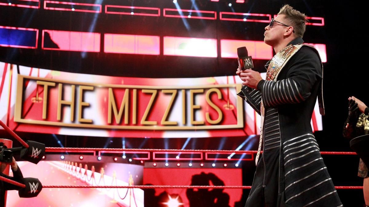 Winners And Losers From Raw - Ronda Rousey Flubs On The Mic