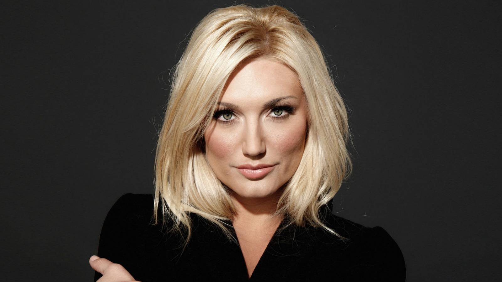 Brooke Hogan Considering A Return To Wrestling