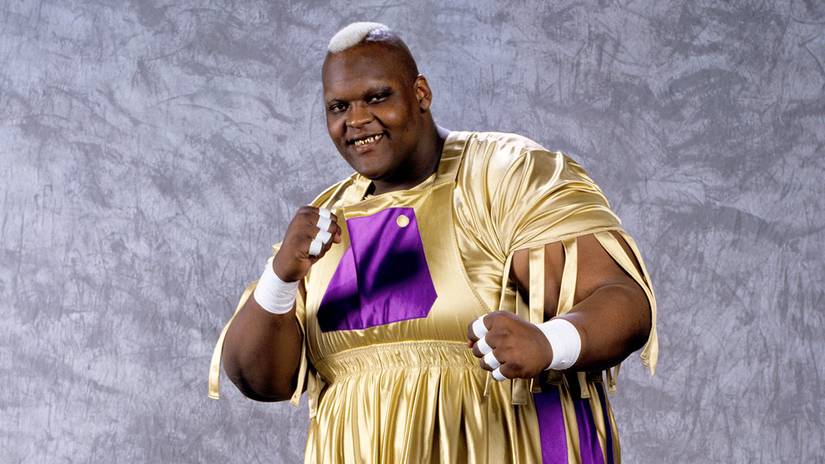 10 WWE Stars The Undertaker Was Friends With (And 10 He Couldn't Stand)