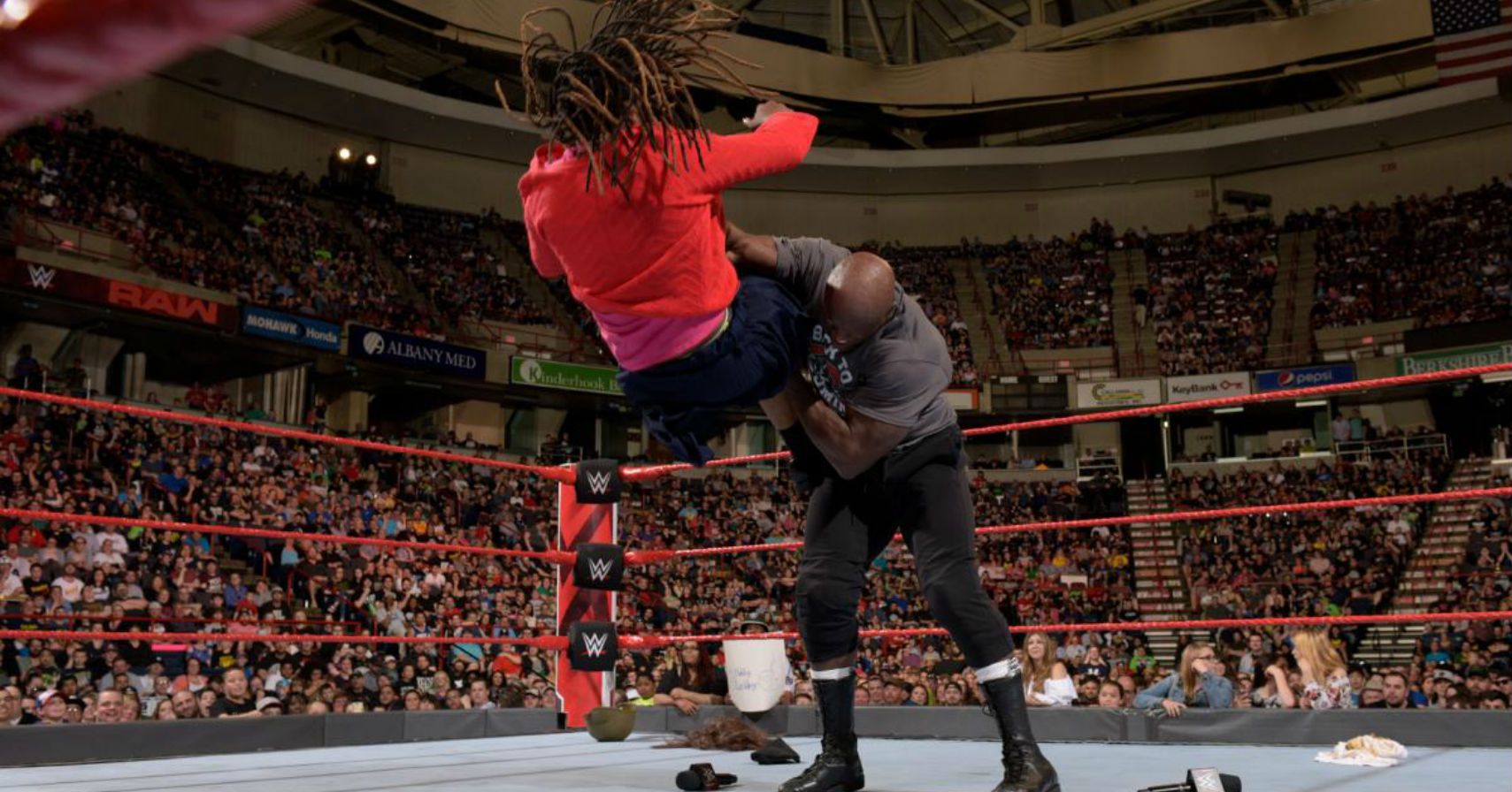 Biggest Raw Moments- Bobby Lashley Crashes His Family Reunion