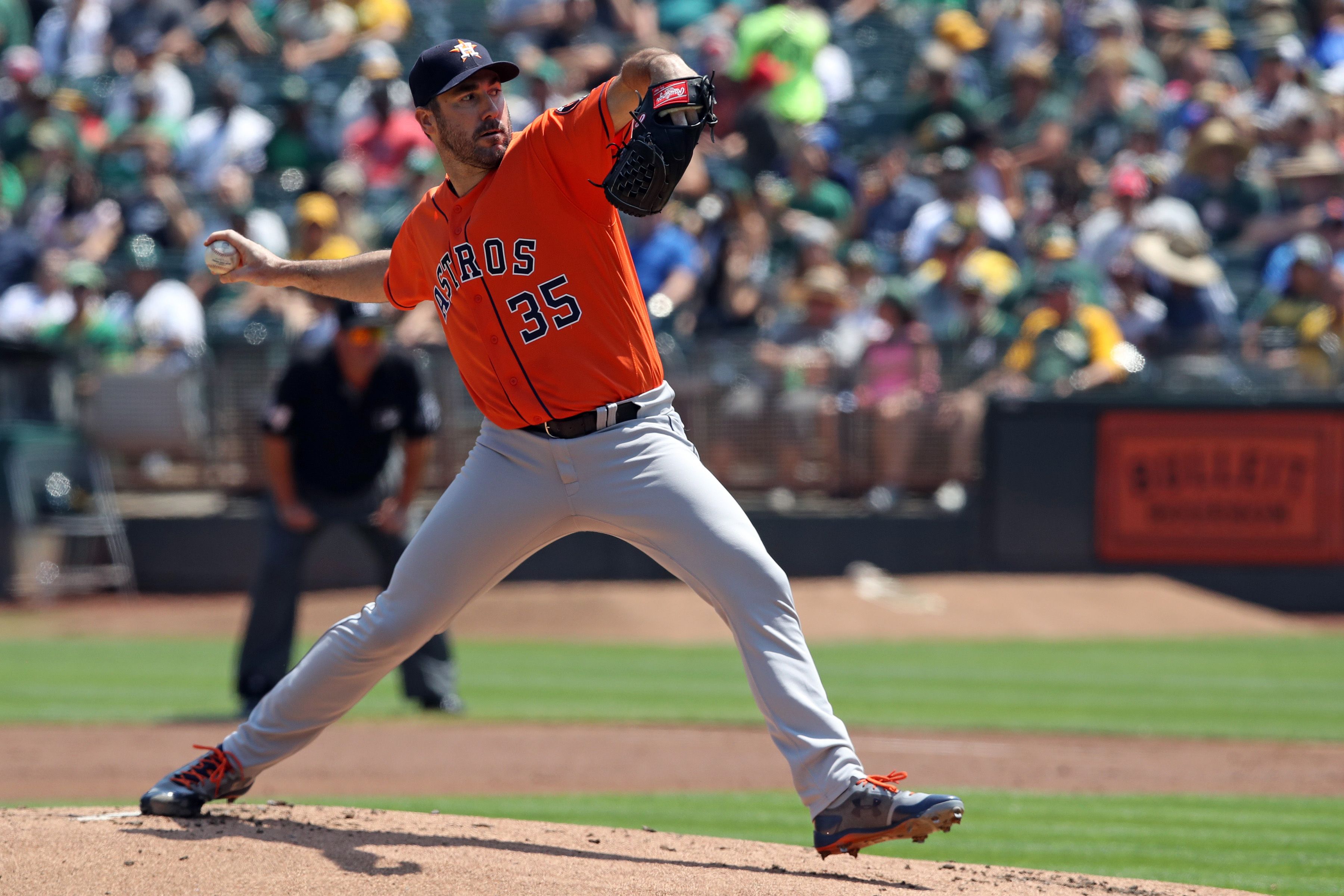 Justin Verlander Charged Insane Price For Dinner By Angry Dodgers Fan