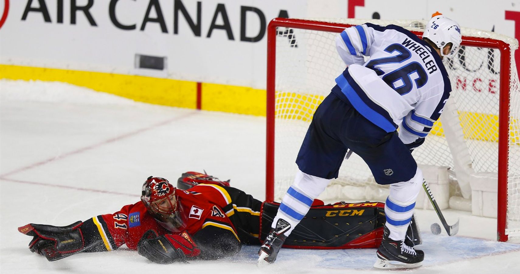 Blake Wheeler Signs Big Time Contract Extension With Jets