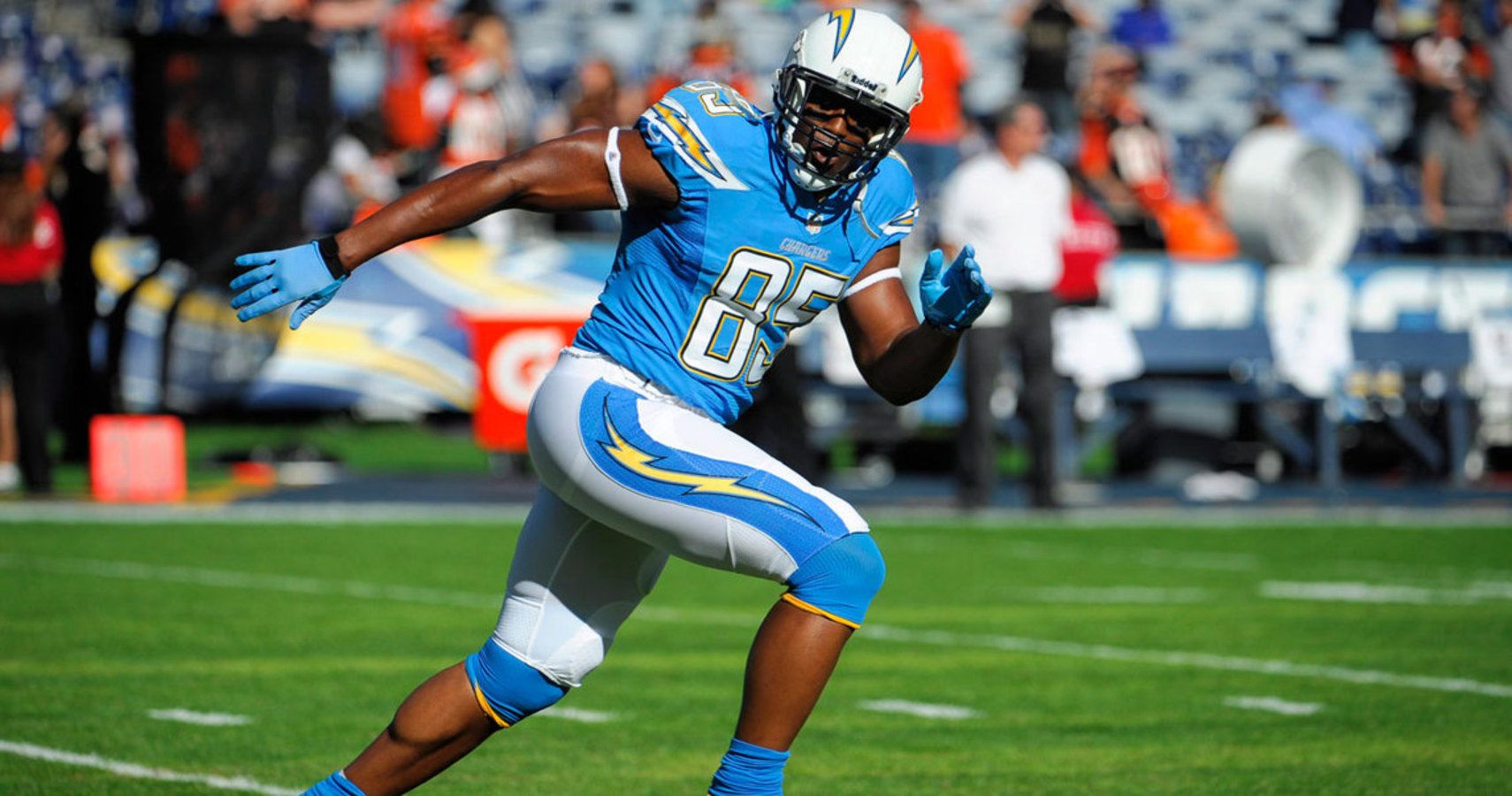 Chargers Bring Back Antonio Gates To Replace Injured Hunter Henry