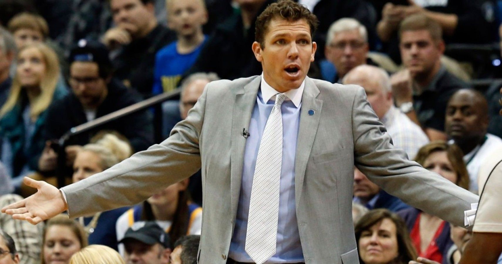 Lance Stephenson Describes The Locker Room Feeling During Luke Walton's ...