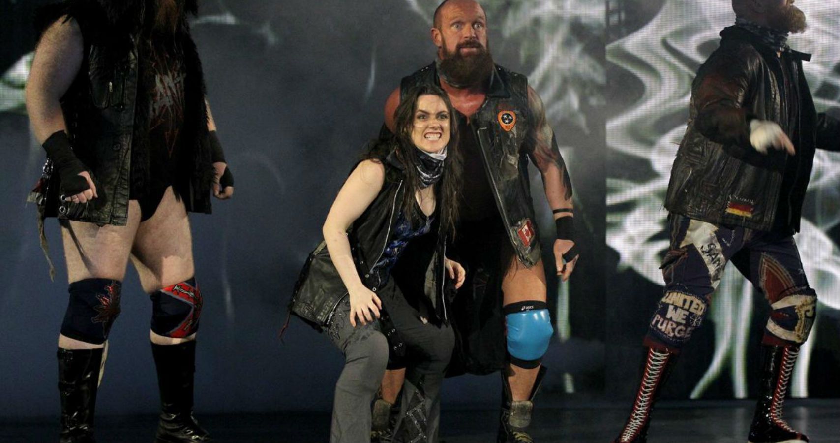 Huge SmackDown Live Takeaways- A Rocky Start For Team Blue