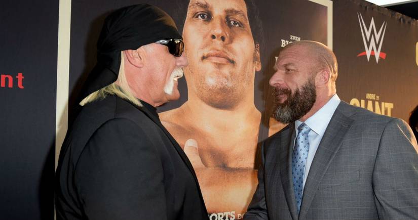 Hulk Hogan To Sign Contract With WWE Everyone Thought He Already Had