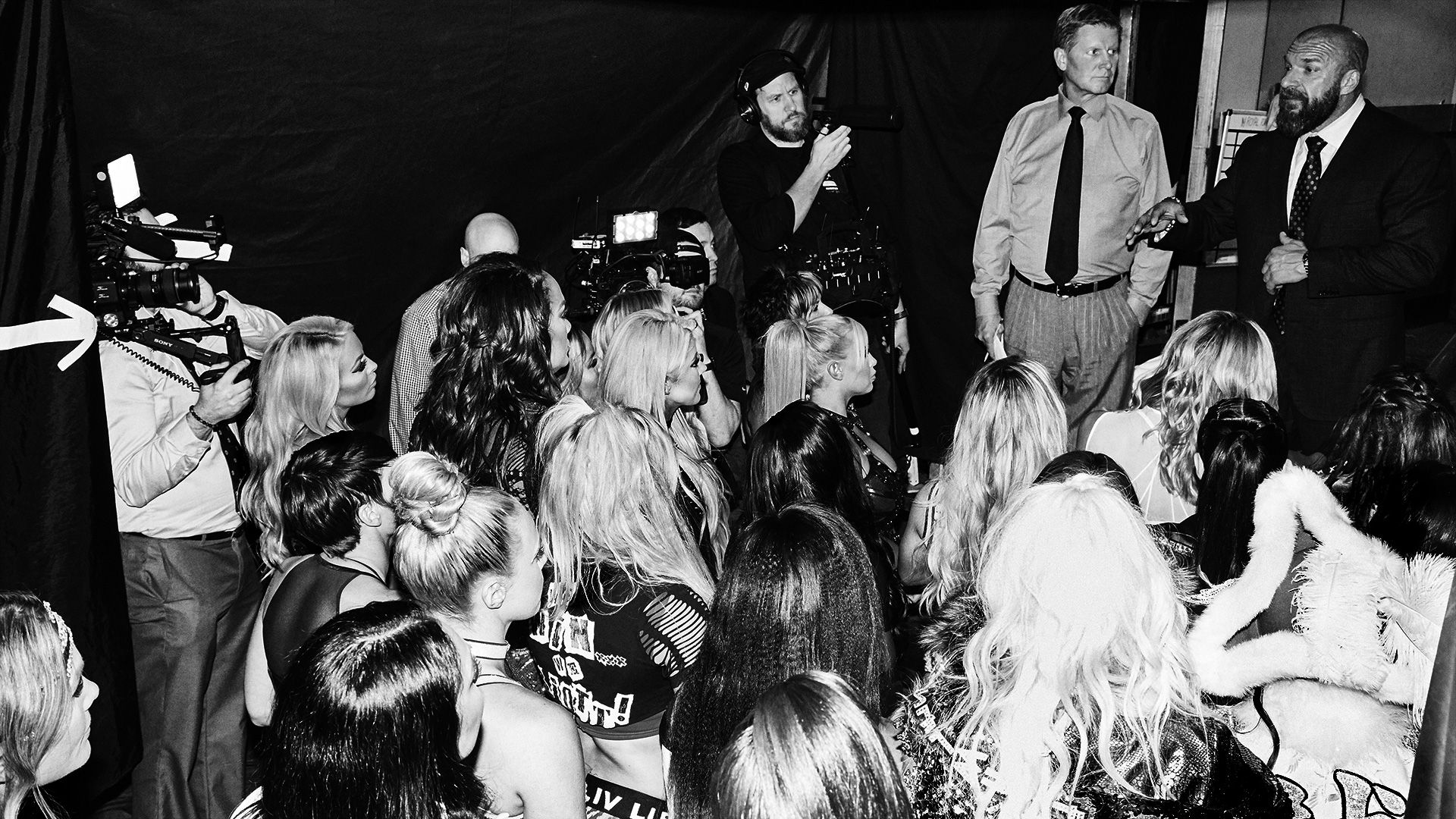 Behind The Curtain: 20 Strange Details About WWE's Backstage Area