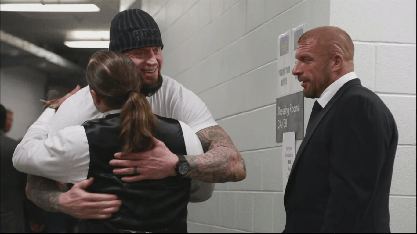 10 WWE Superstars Who Hide Away Backstage (And 10 Who Are Locker Room ...