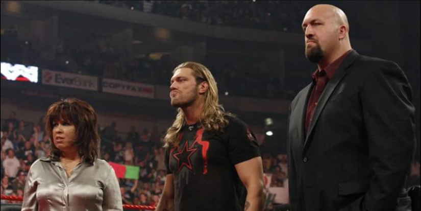 Cringiest Couple Moments In WWE History