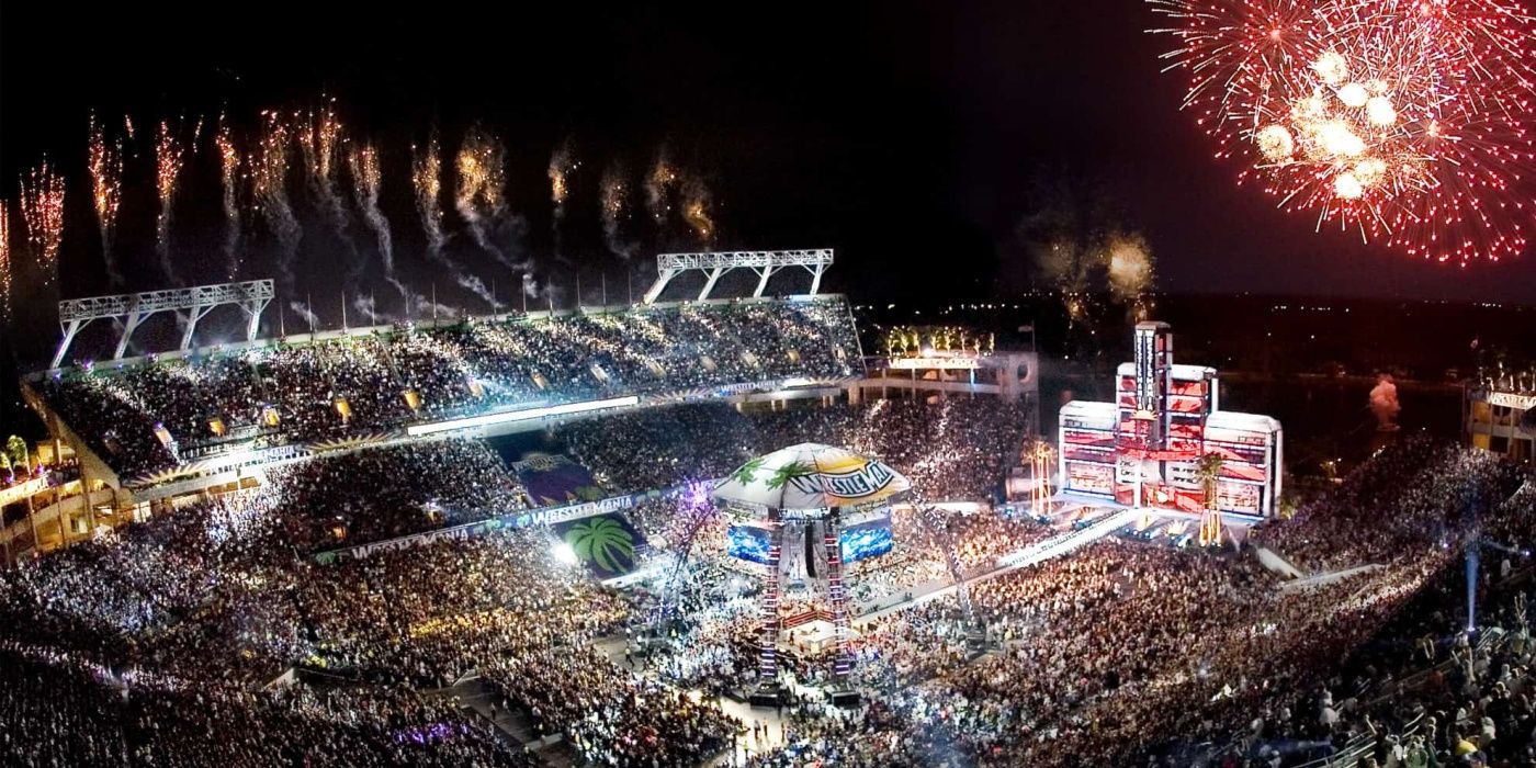 10 Best Crowds In WWE WrestleMania History, Ranked
