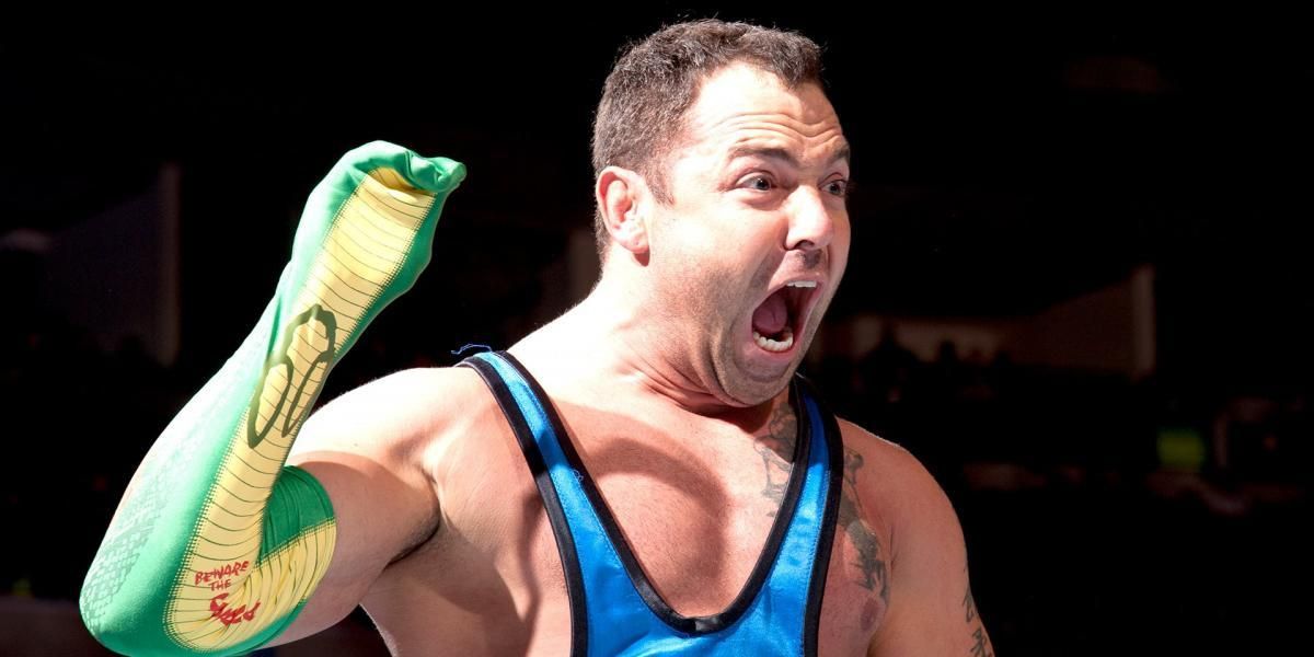 10 WWE Finishers That Make No Sense