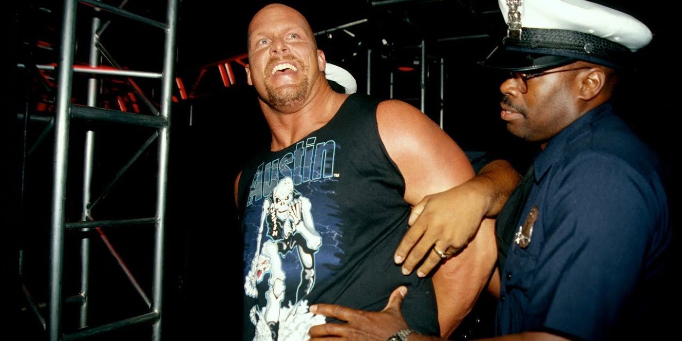 10 Things Fans Need To Know About Stone Cold's Walkout In 2002, Explained