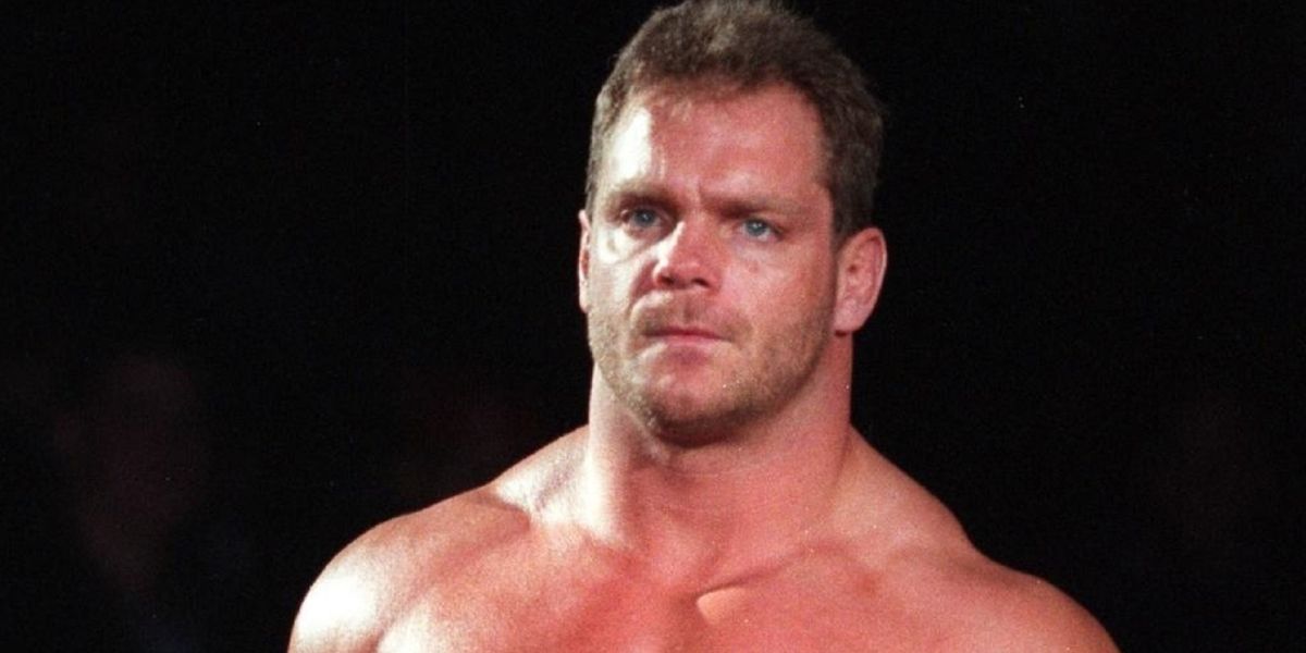 WWE: 10 Craziest Bumps Ever Taken In An Elimination Chamber Match