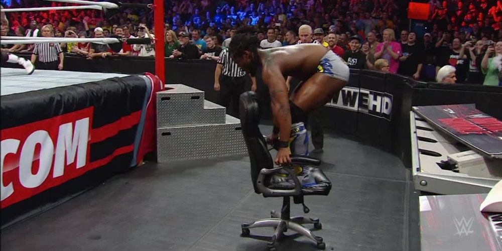 10 WWE Superstars Who Made The Royal Rumble Amazing