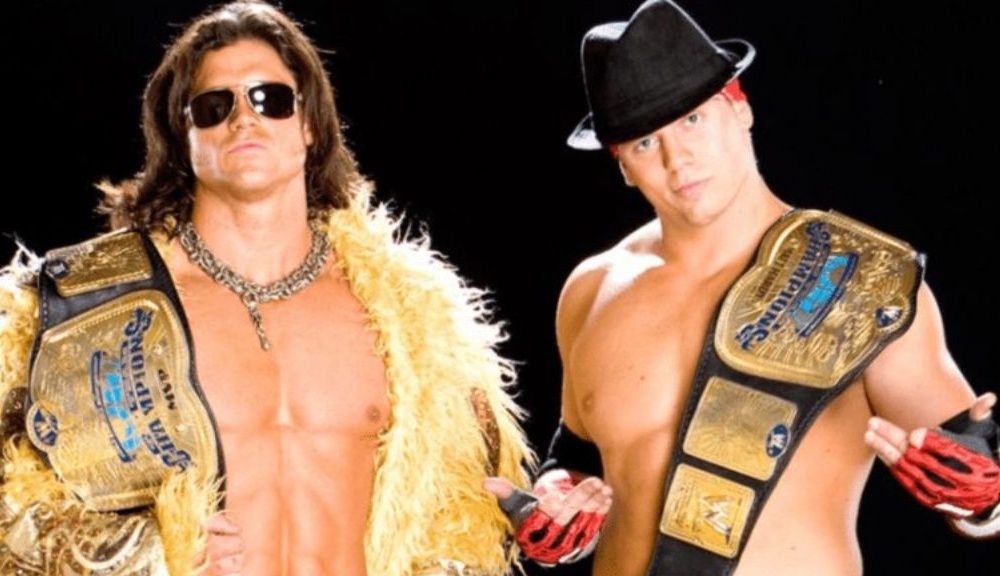 WWE: 10 Teams That Defined The 2000s