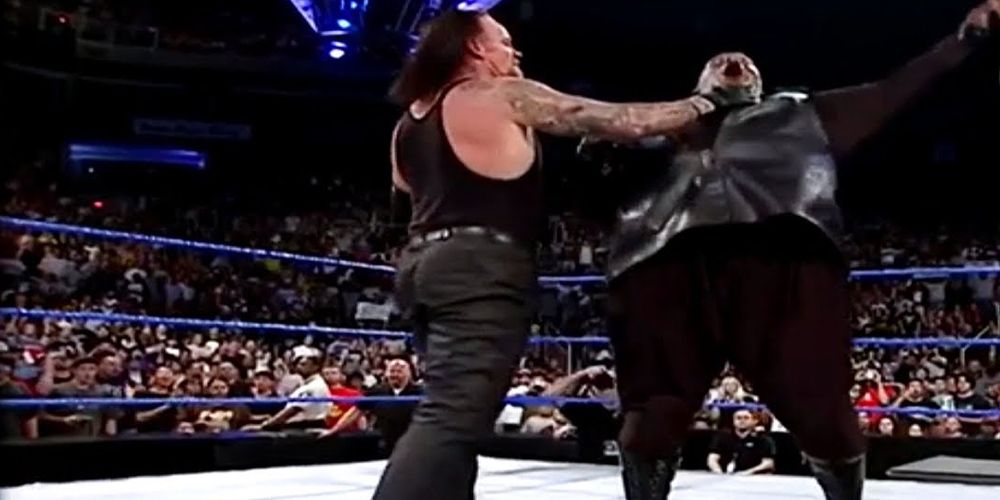 10 Wrestlers We Can't Believe WWE Booked With The Undertaker