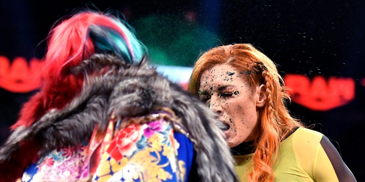 WWE: 5 Reasons Asuka Is Better As A Babyface (& 5 Why She's A Better Heel)