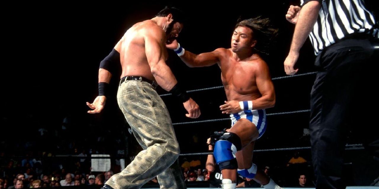 10 Wrestlers You Forgot Were In WWE During The Invasion Storyline