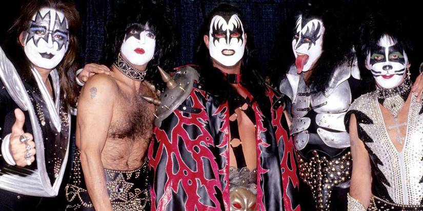 The 10 Most Ridiculous Gimmicks In WCW History