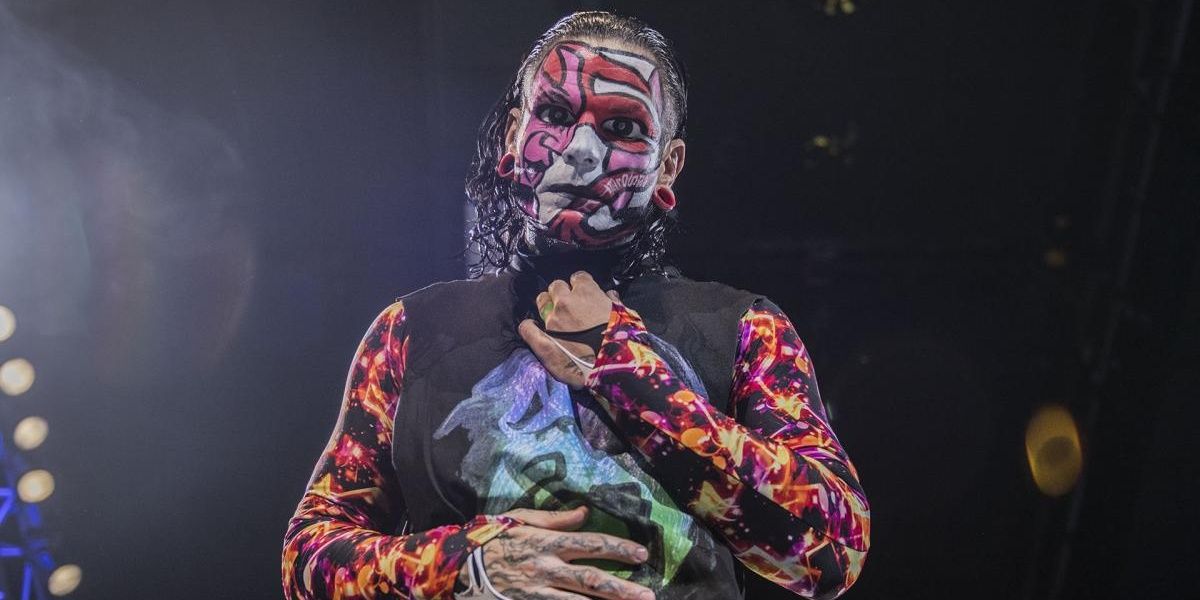 WWE: 5 Wrestlers Who Should Be SmackDown's Hacker (& 5 Who It Shouldn't Be)