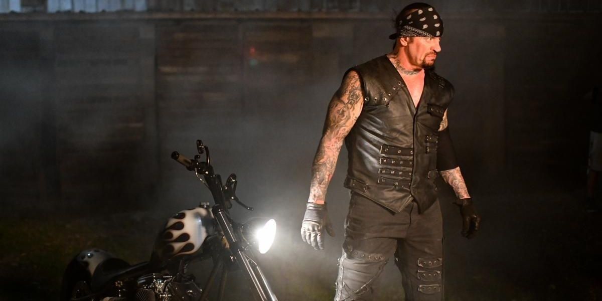 The Undertaker's 5 Best (& 5 Worst) Wrestling Outfits