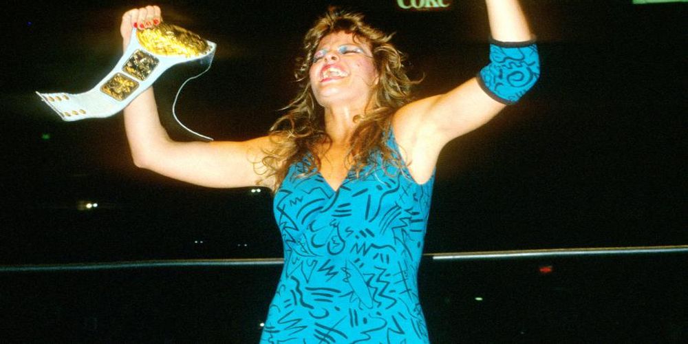 10 Women's Title Victories That Completely Shocked Fans