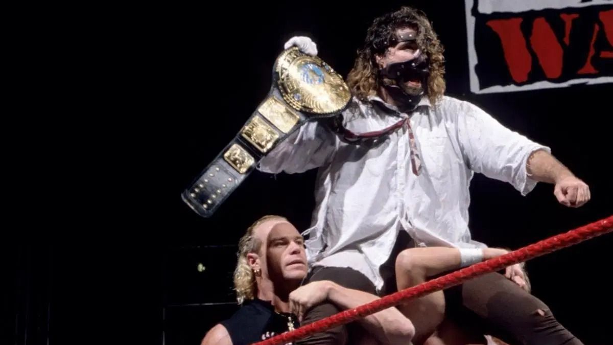 The 10 Best WWE Finishers Of The ‘90s, Ranked