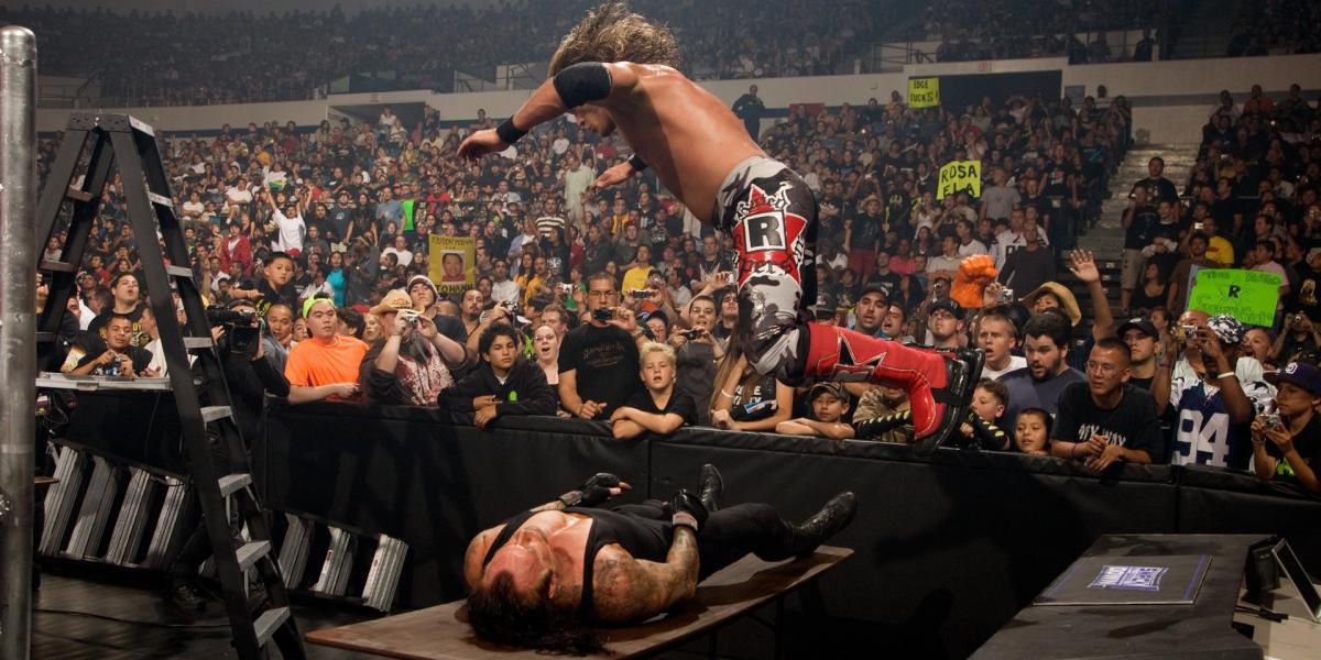 The Undertaker’s 10 Best Gimmick Matches, Ranked