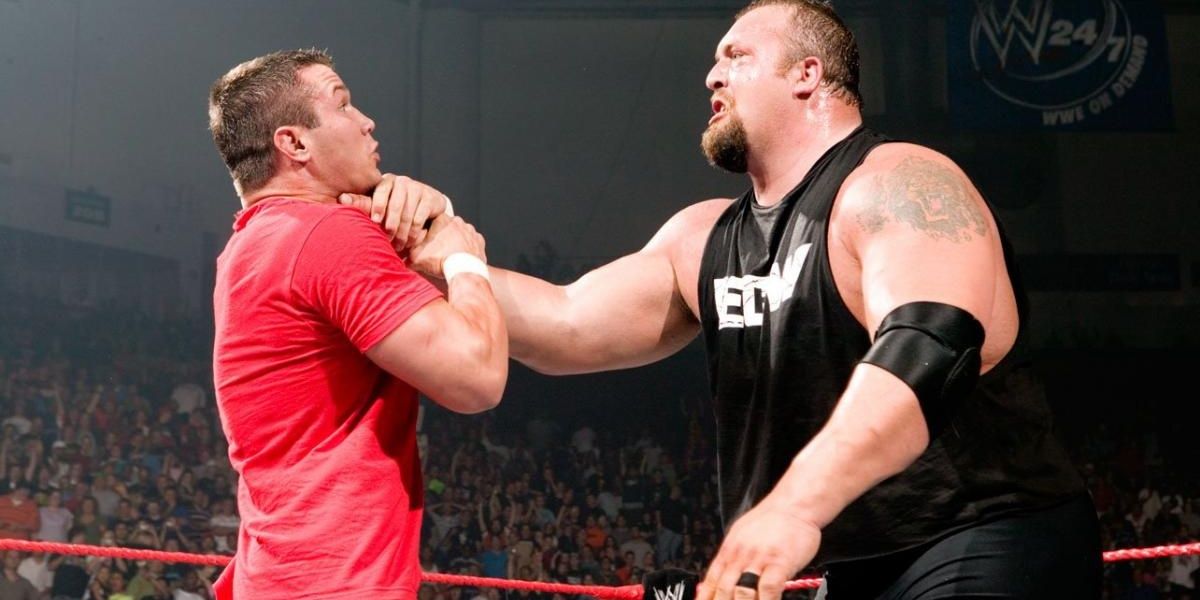 Big Show's 5 Most Treacherous Acts (& His 5 Most Heroic)
