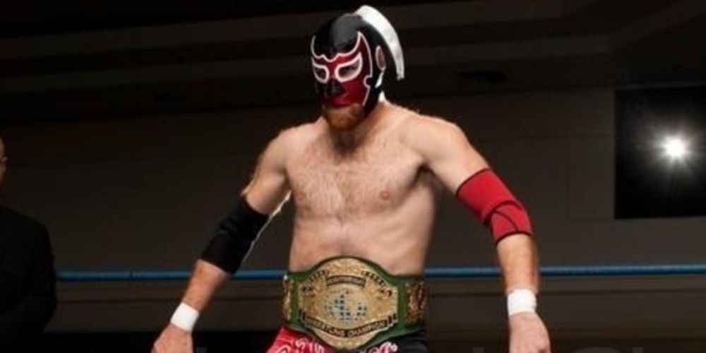 10 Current WWE Wrestlers Who Had A Completely Different Gimmick Before ...