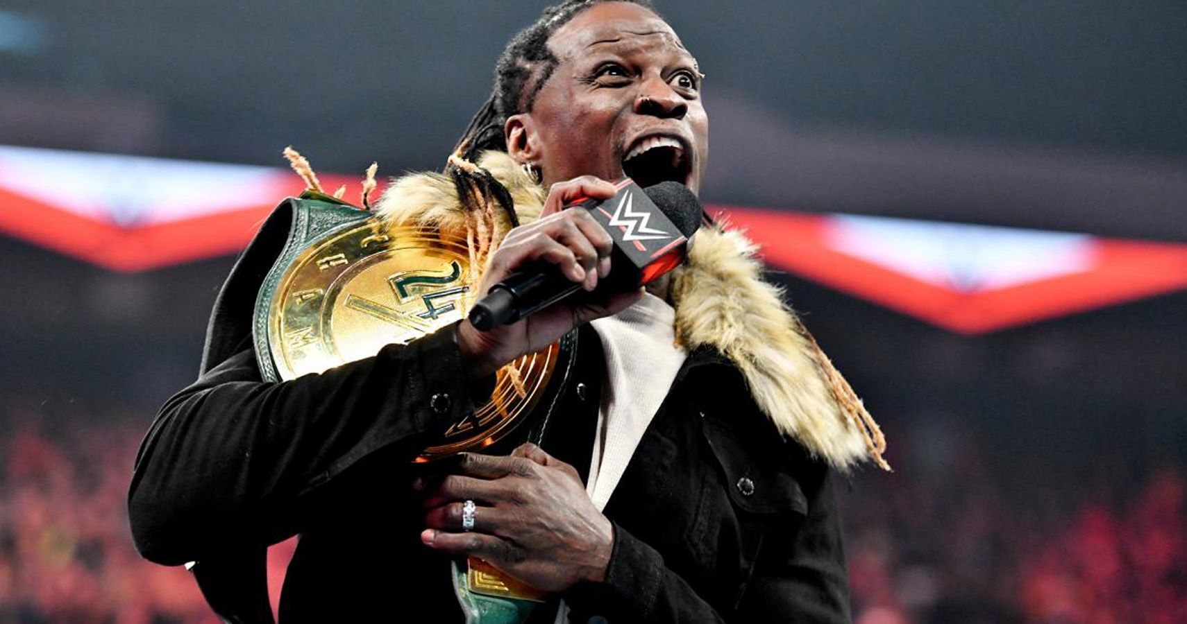 Surprising WWE Star Wants To Compete For The 24/7 Championship