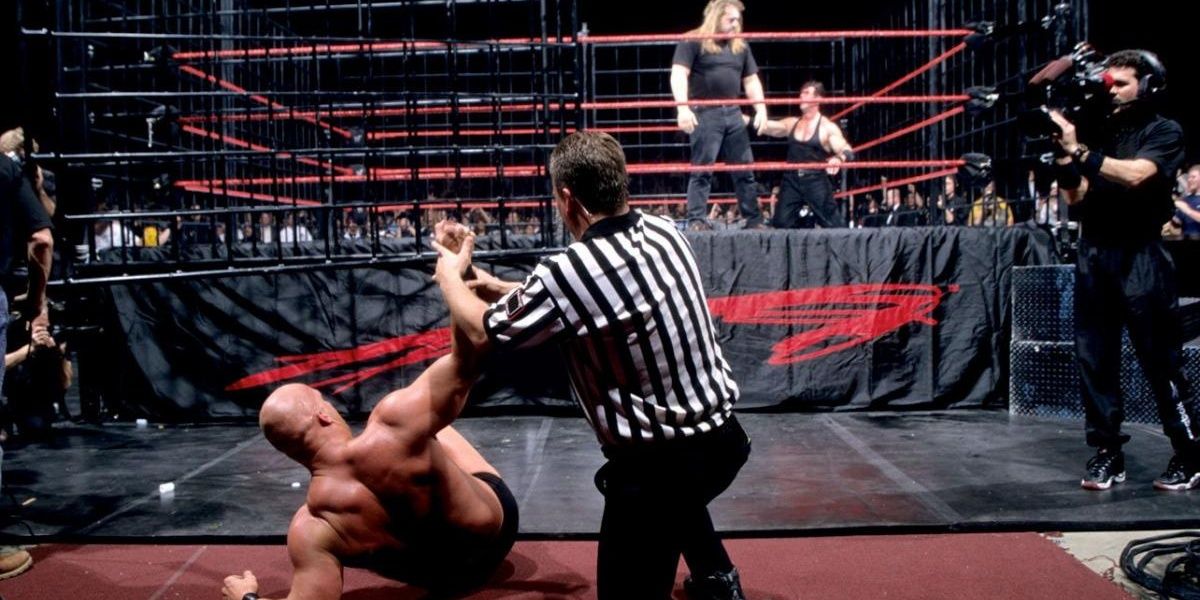 Austin Vs. McMahon: 5 Of Their Biggest Clashes On Screen (& 5 Of Their ...
