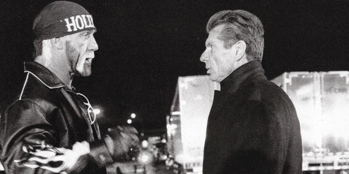 10 Wrestlers That Vince McMahon Is Friends With