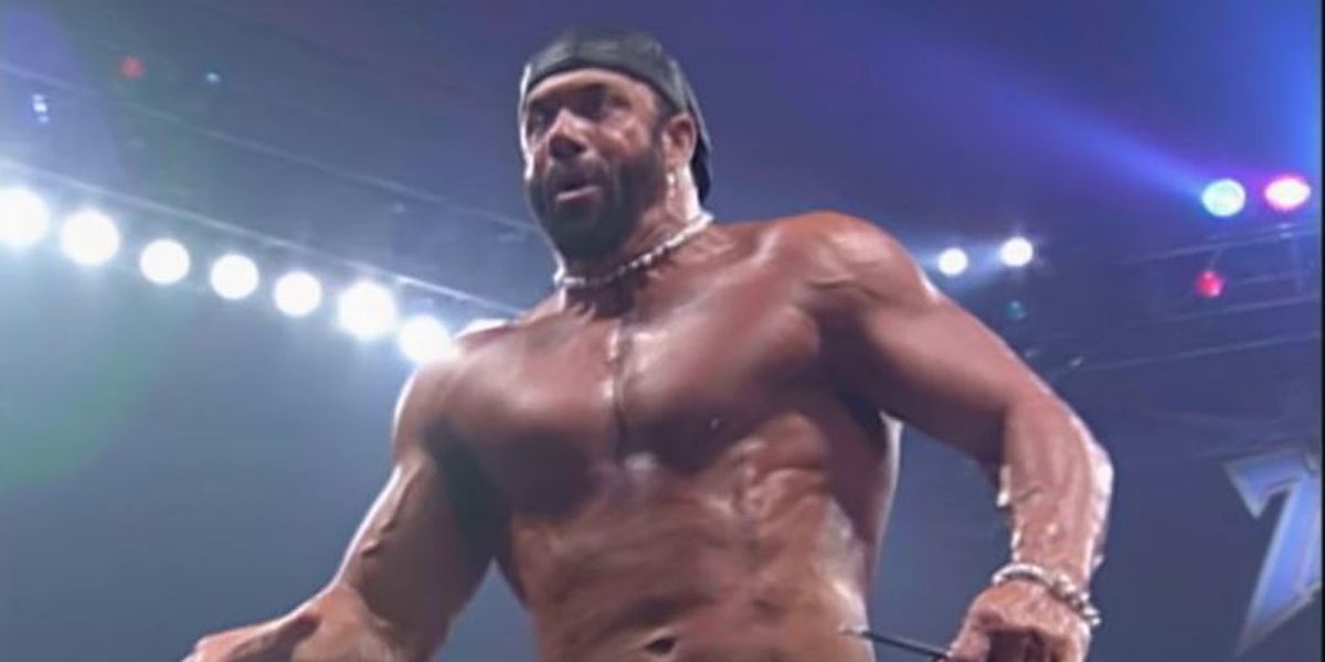 10 Weird Moments From Randy Savage's WCW Career We Completely Forgot About 10 Weird Moments From Randy Savage's WCW Career We Completely Forgot About