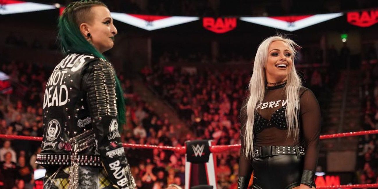 WWE: Ranking Every Current Main Roster Tag Team From Worst To Best