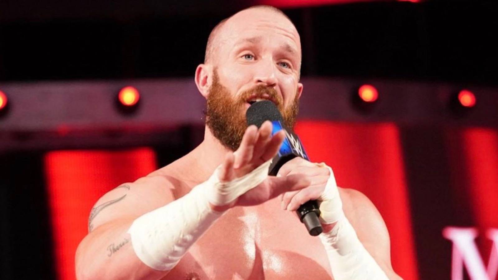 Former WWE Star Mike Bennett Says Wrestlers Should Treat Fans Better