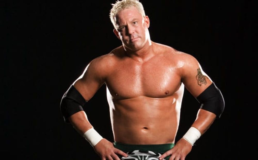 10 WWE Backstage Stories From The 2000s That We Can't Believe