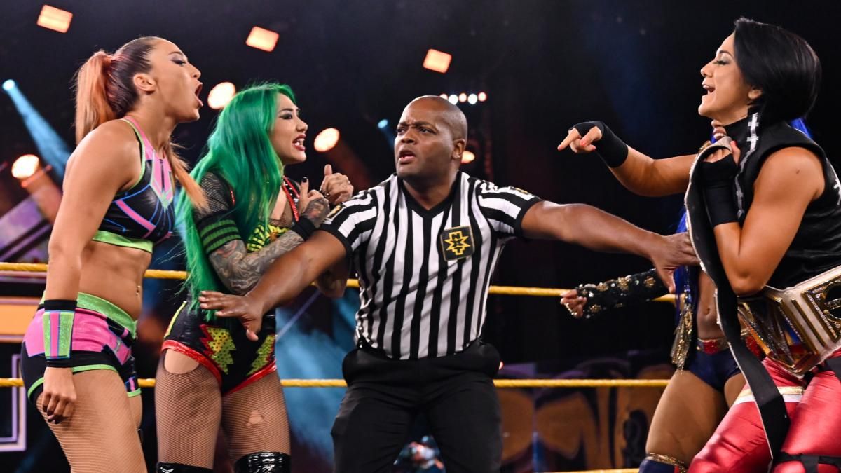 5 Ways The Women's Tag Team Titles Have Been A Bust (& 5 Ways They've ...