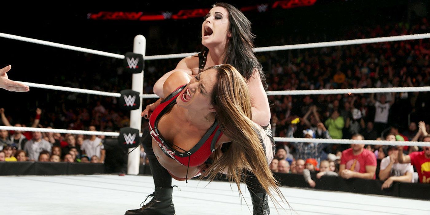 Nikki Bella's Rack Attack & 9 Other Underrated Female Finishers