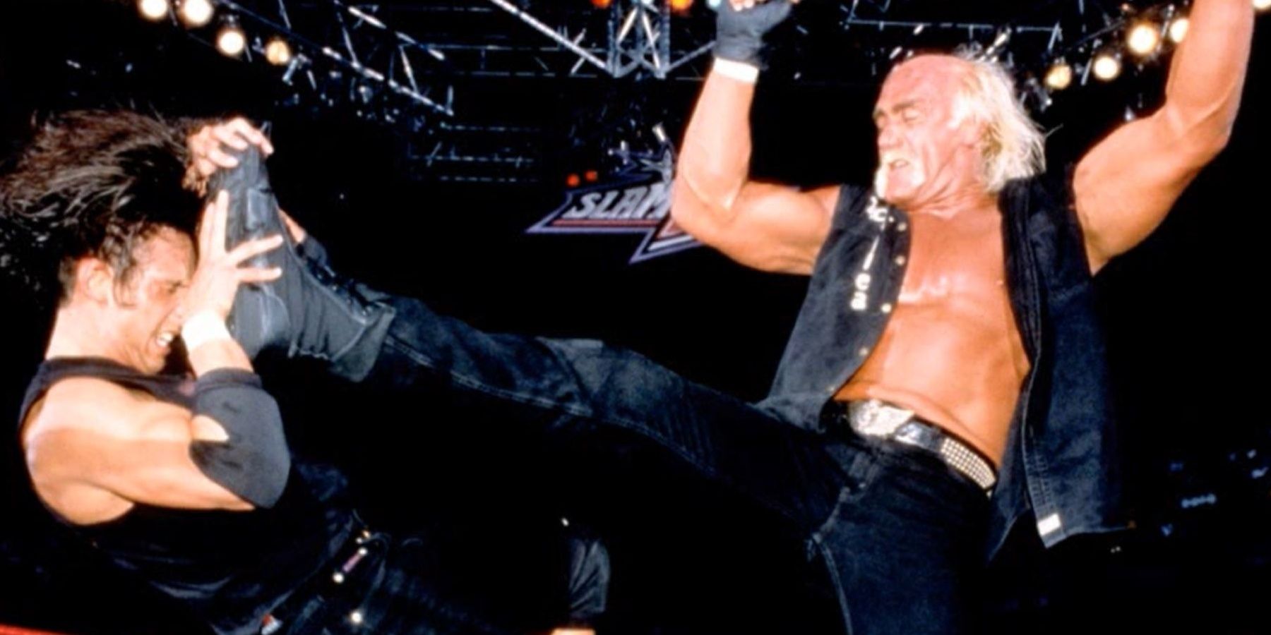 10 Small Wrestlers Who Had Huge Wins Over Larger Opponents