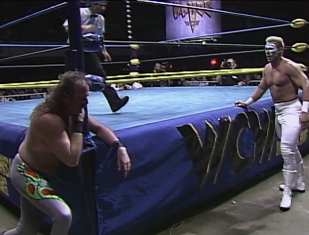 5 Best "On A Pole" Matches In Wrestling History (& 5 Worst)