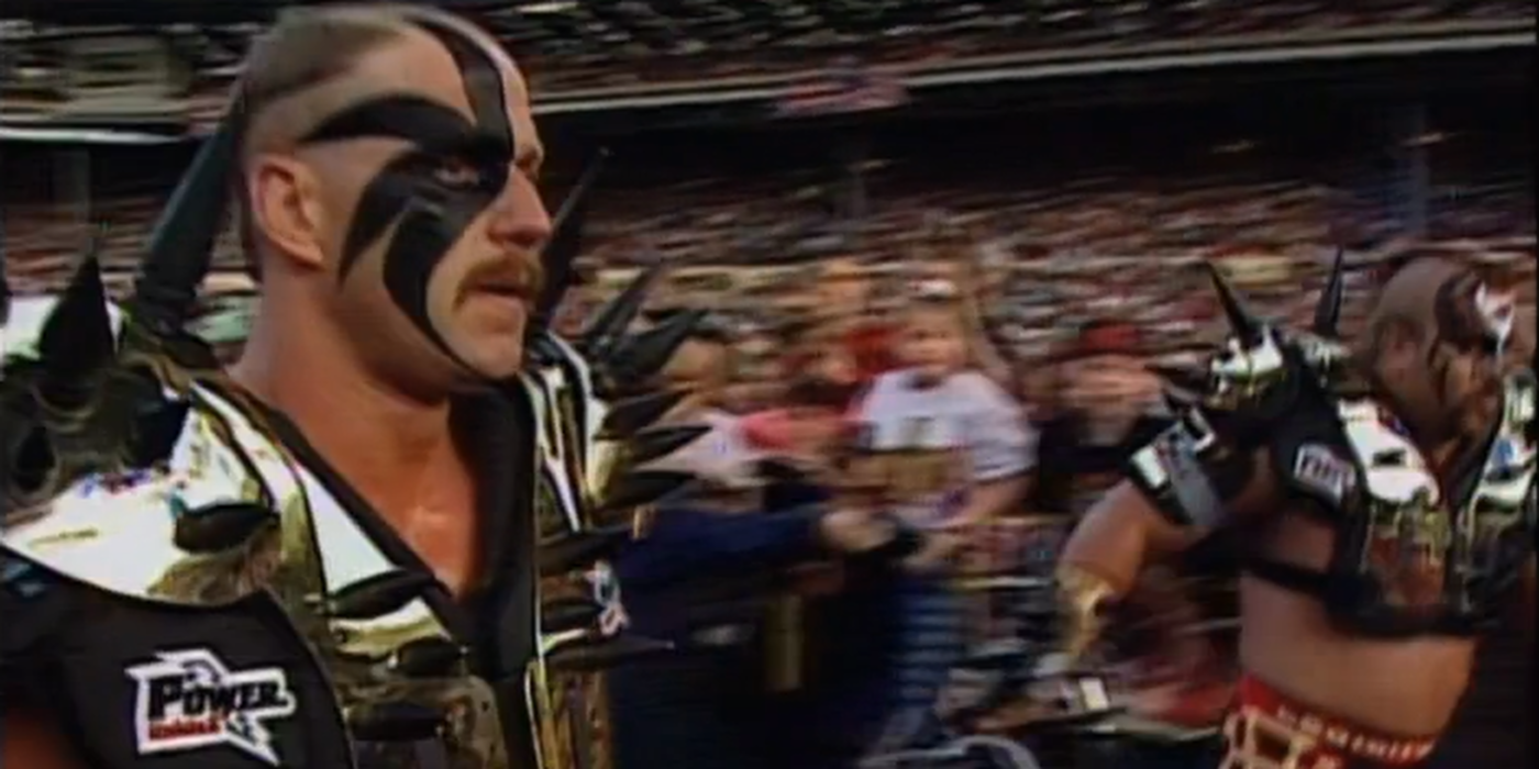10 Wildest Backstage Stories About WWE PPVs