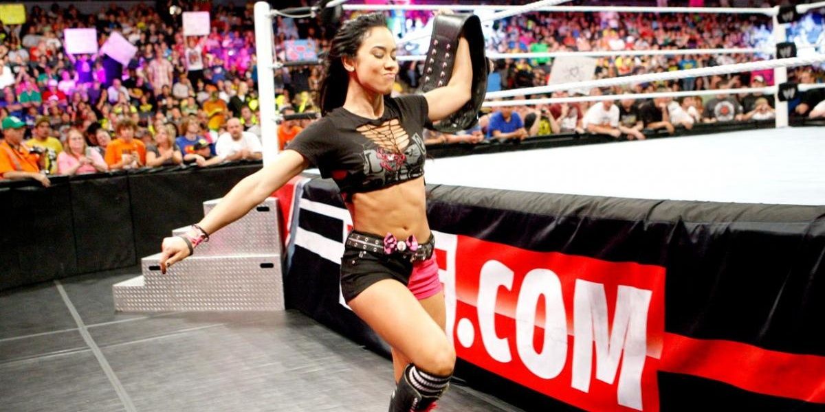 10 Best WWE Female Superstars Each Year In The 2010s