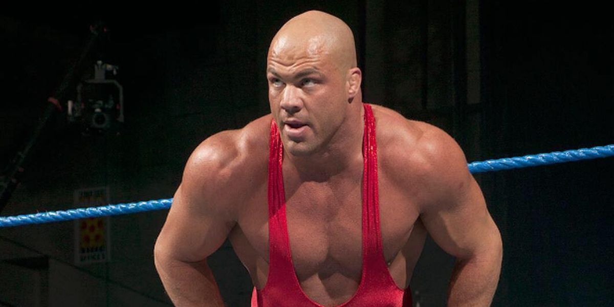 10 Survivor Series Teams Who Had 1 Legend (& 3 Jobbers)